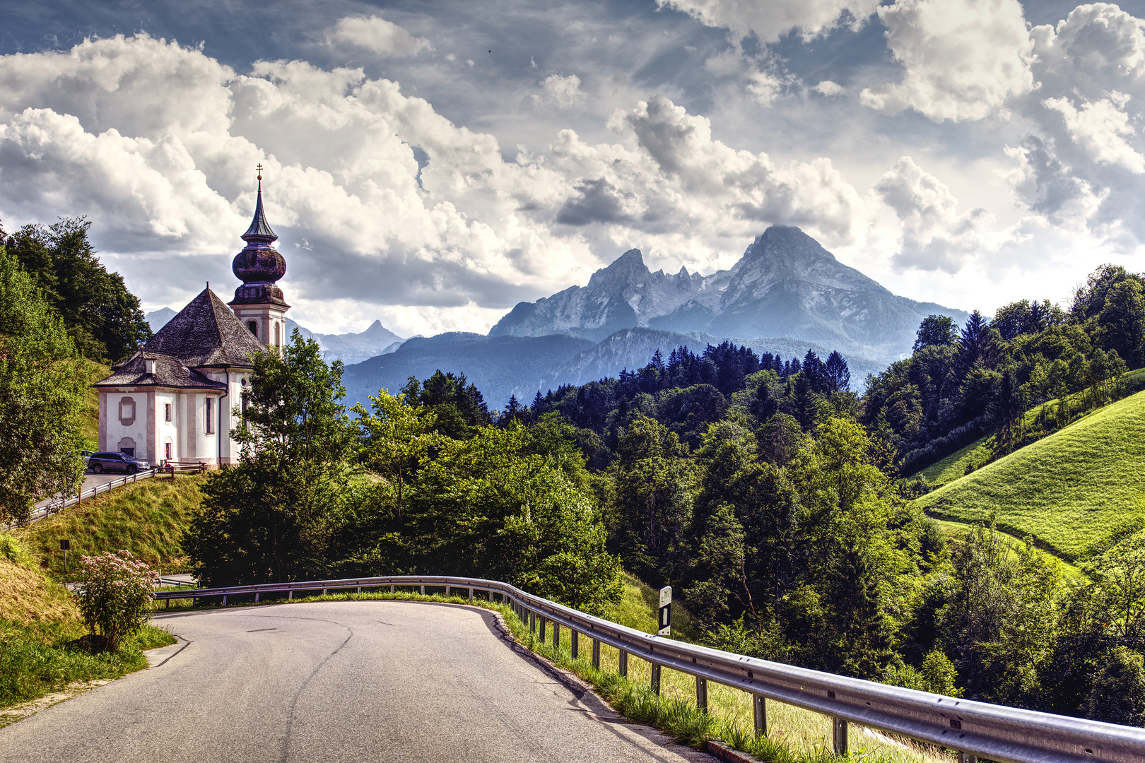 Wallfahrtskirche Maria Gern vor Watzmann (1) Foto & Bild | world, natur ...