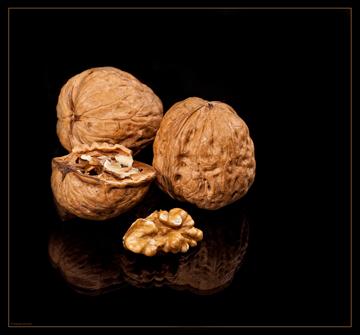 Walnüsse.... Foto & Bild | stillleben, tabletop, kulinarisches Bilder ...