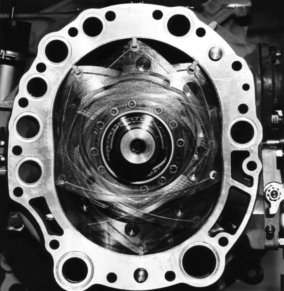 Wankelmotor 2 Foto & Bild | industrie und technik, technik-details ...
