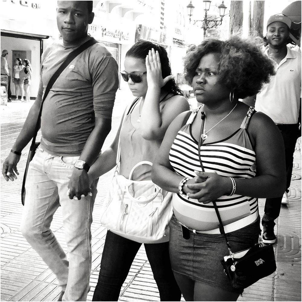 Warum ich lächle? Foto & Bild | streetfotografie mit menschen, kommunikation; grafik; szenen ...