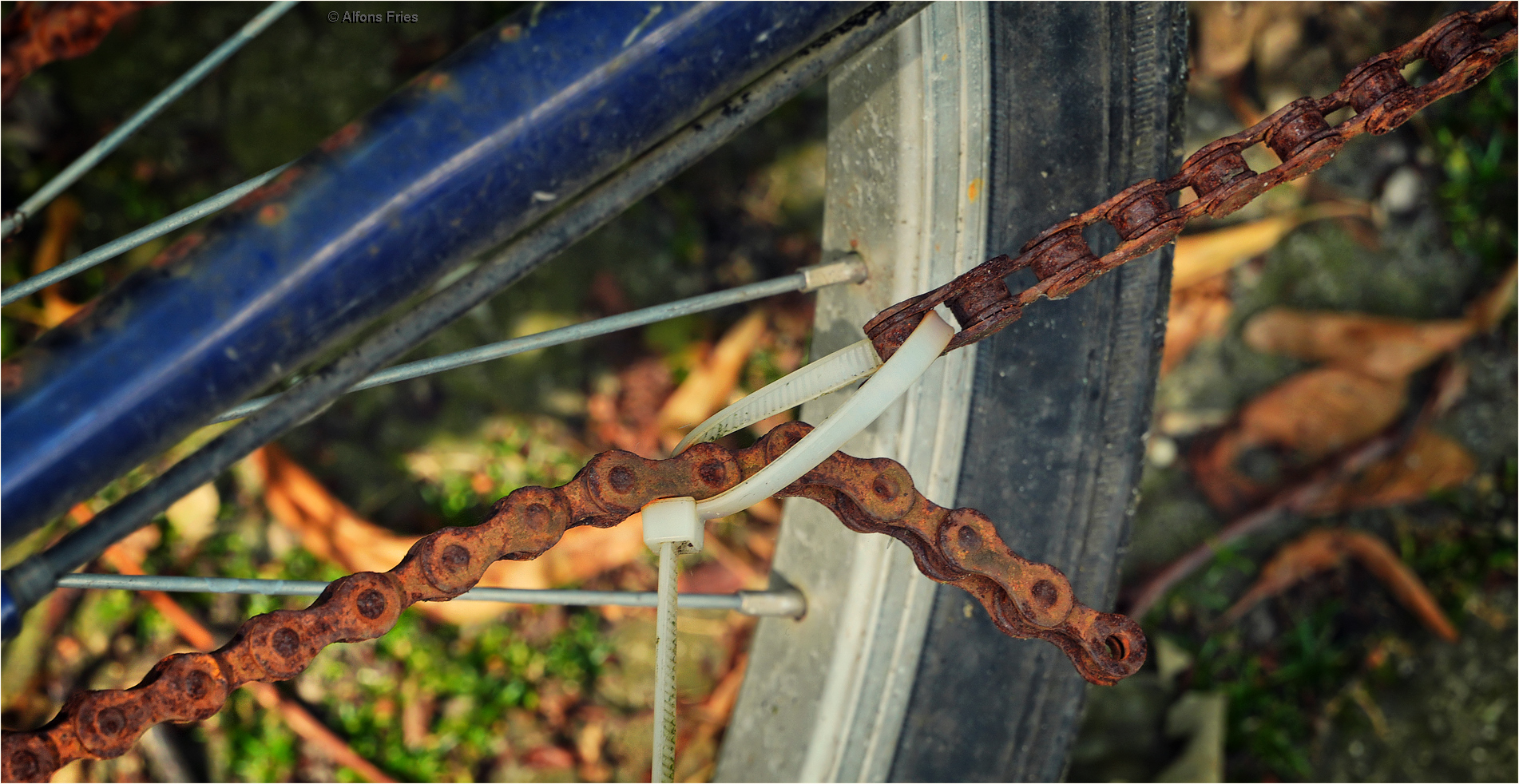 Was für ein Geistesblitz! ;-) Foto & Bild | dokumentation, ketten ...