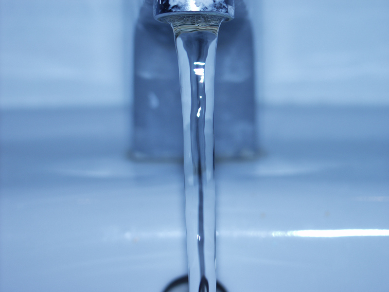 Wasserhahn Foto & Bild | sonstiges, natur Bilder auf fotocommunity