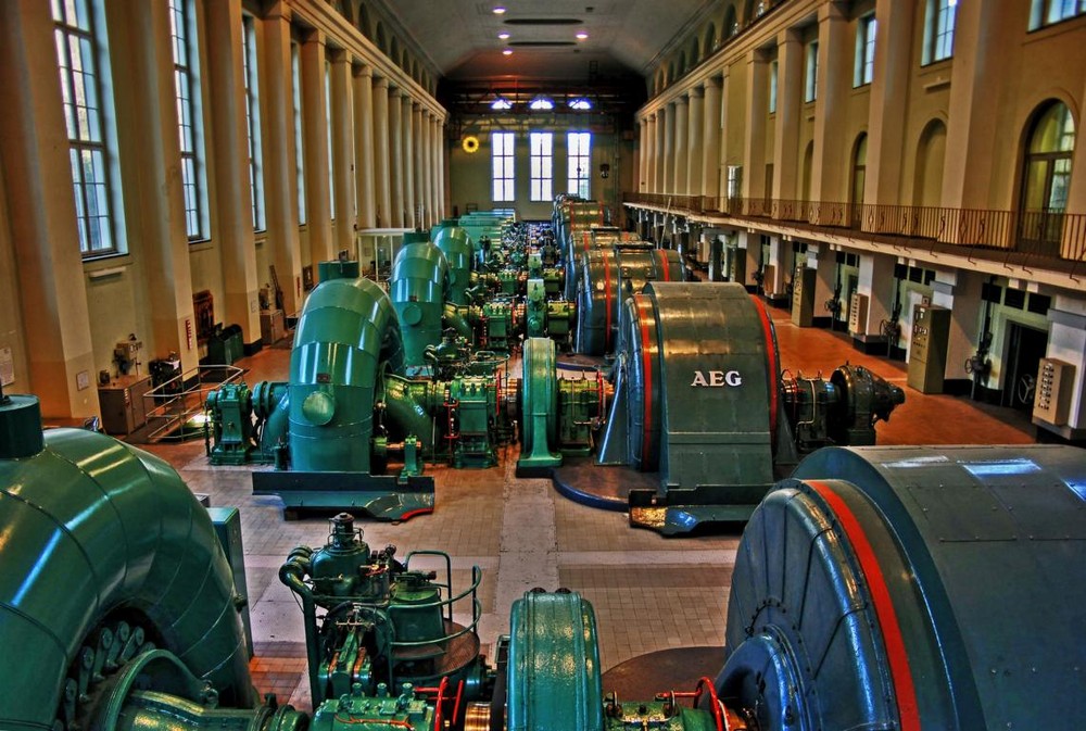 Wasserkraftwerk Walchensee Foto & Bild | industrie und technik ...