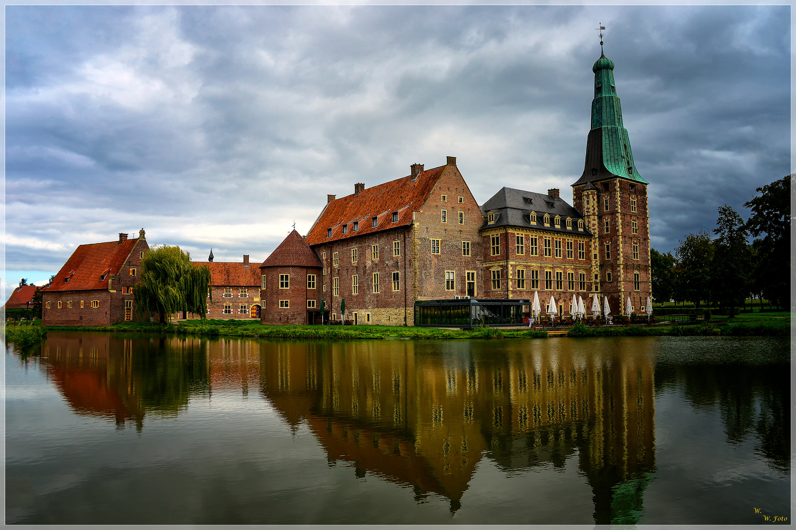 Wasserschloss Raesfeld Foto & Bild | schloss, natur, landschaft Bilder ...