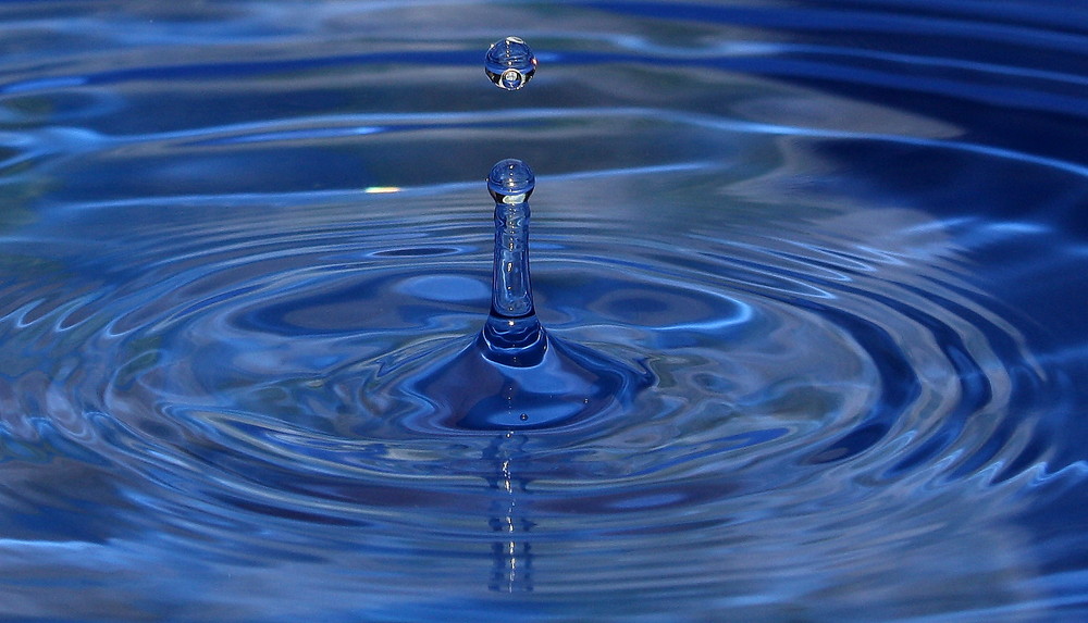 Wassertropfen Foto & Bild | experimente, wasser, tropfen Bilder auf ...