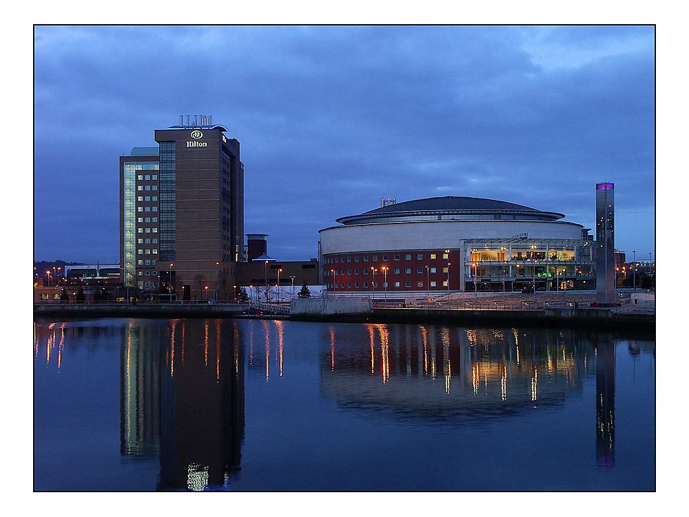 Waterfront Hall Belfast #2 Foto & Bild | architektur, stadtlandschaft ...