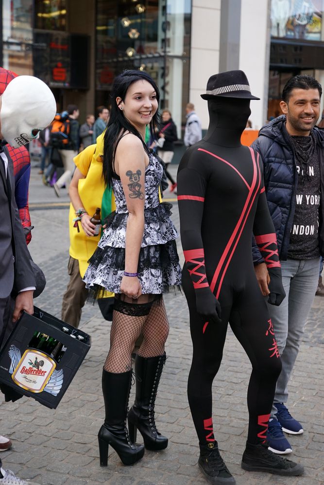 Wave-Gotik-Treffen in Leipzig, 12. - 17.5.2016, Bild 44 Foto & Bild | erwachsene menschen ...