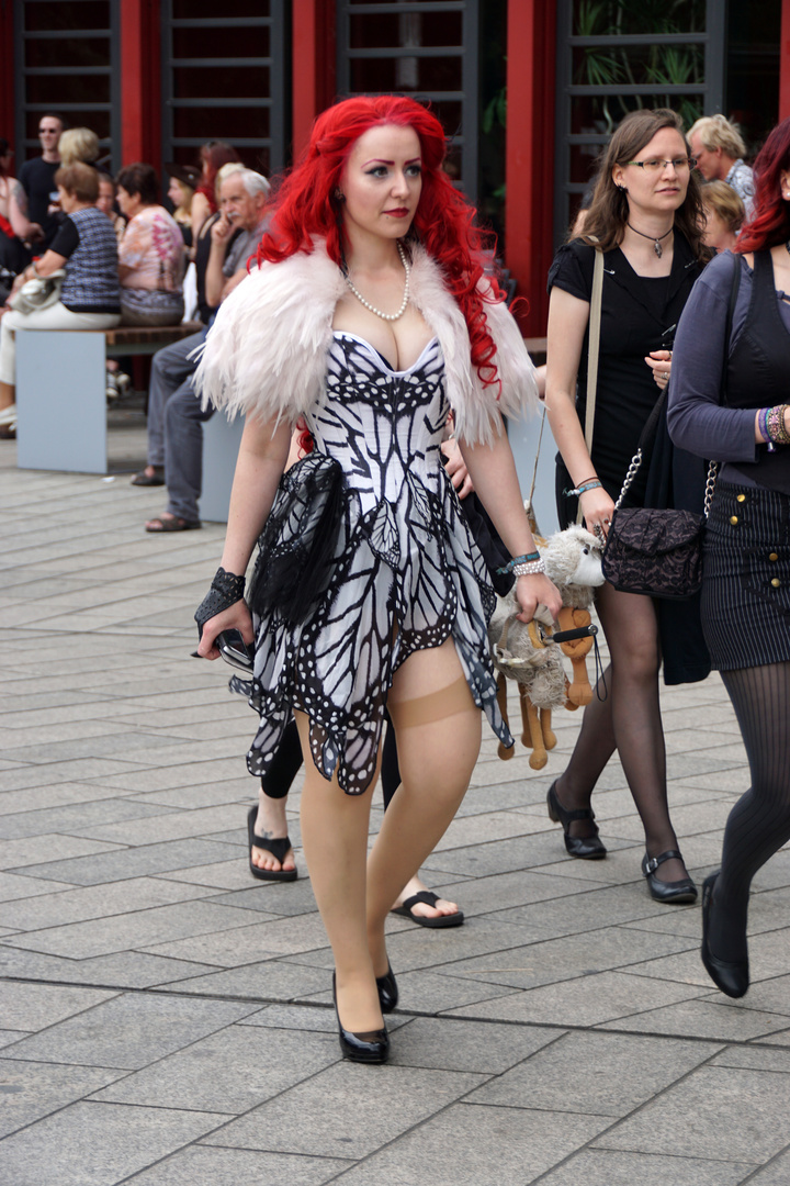 Wave-Gotik-Treffen in Leipzig, 3.6.2017, Bild 24 Foto & Bild | portrait ...