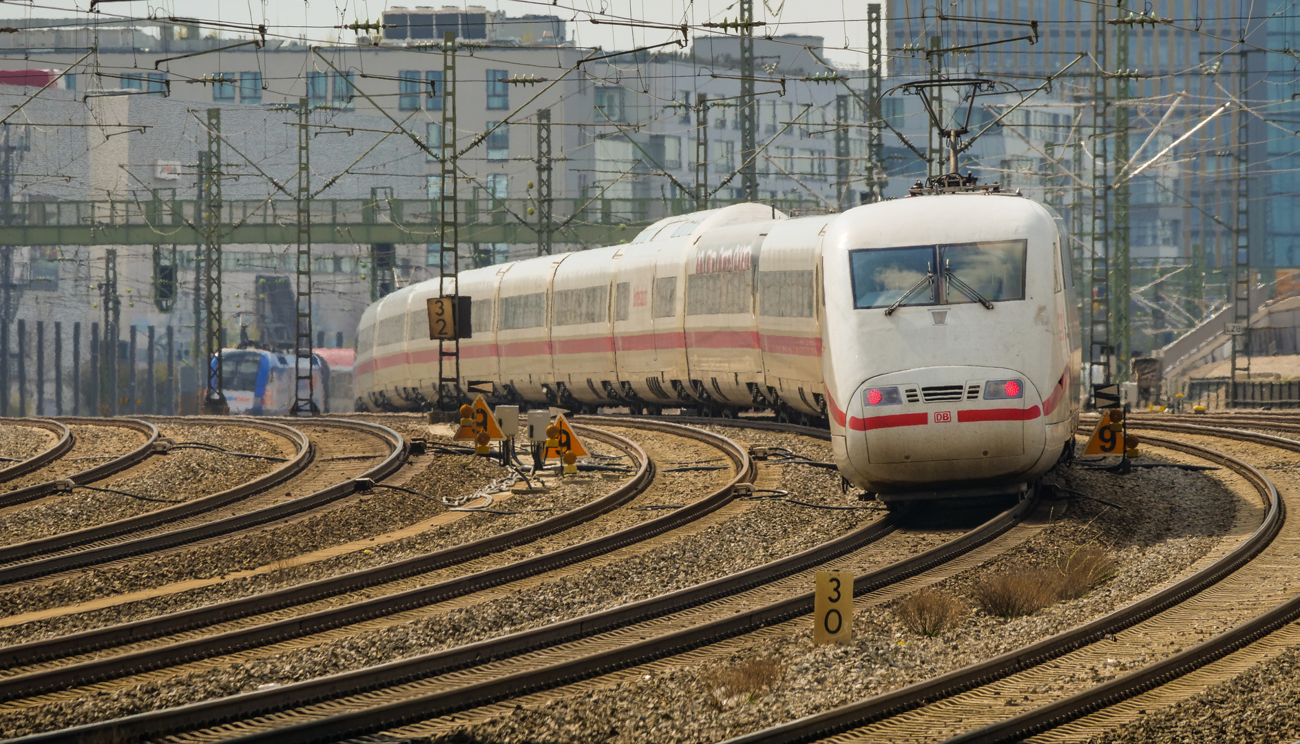 Wegfahren Foto & Bild | münchen, eisenbahn, gleise Bilder auf fotocommunity