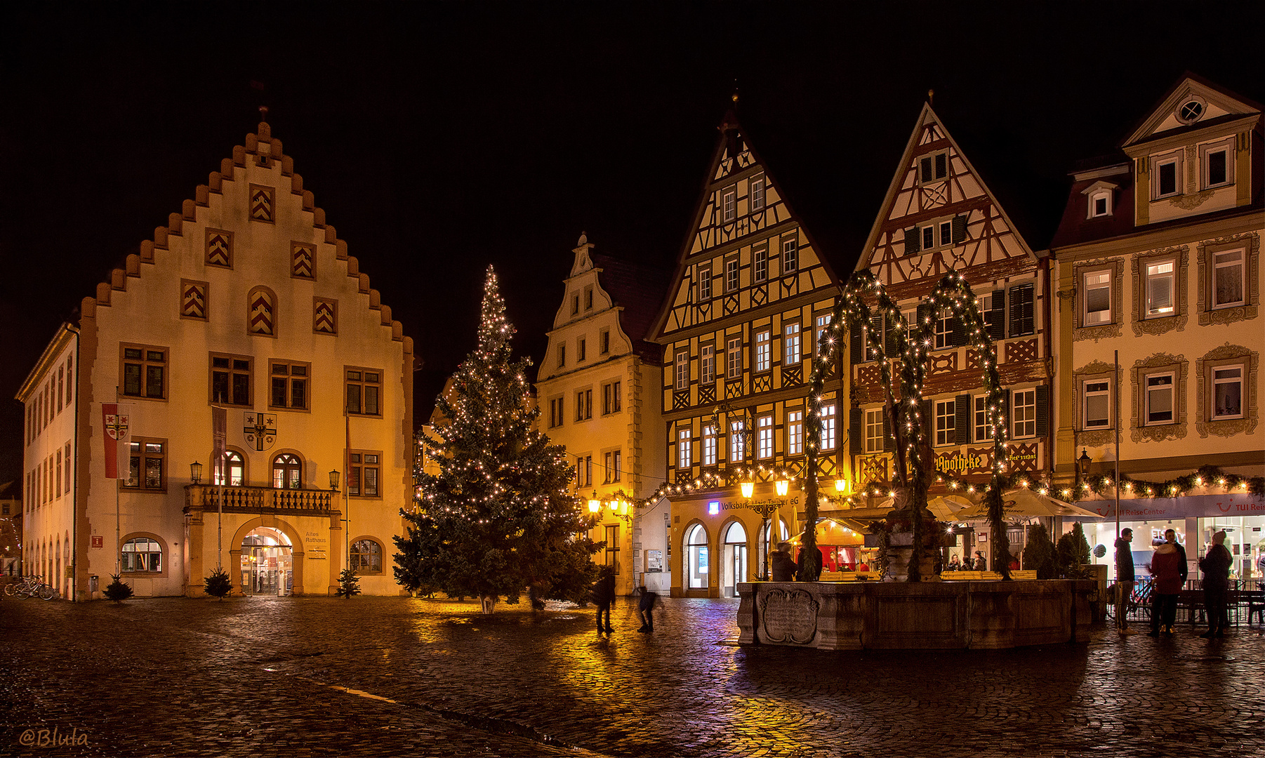 Weihnachtsatmosphäre in Bad Mergentheim Foto & Bild | nachtaufnahme ...