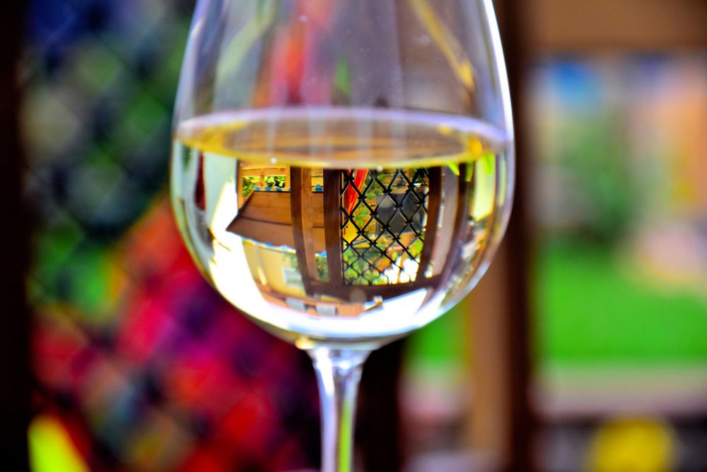 Wein im Glas Foto & Bild | stillleben, food-fotografie, getränke Bilder ...