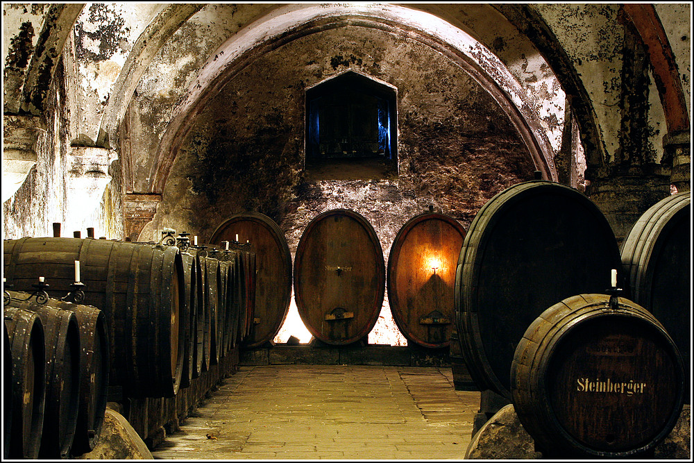 Weinkeller Kloster Eberbach I Foto & Bild | deutschland, europe, hessen ...