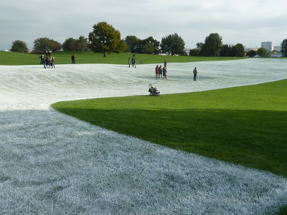 Weißer Rasen Foto & Bild | deutschland, europe, bayern Bilder auf ...