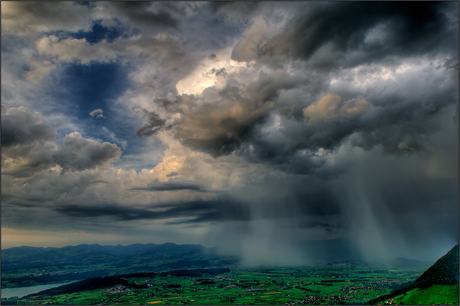 Weitblick mit Wolkenbruch Foto & Bild | gewitterfotos, wetter, natur Bilder auf fotocommunity