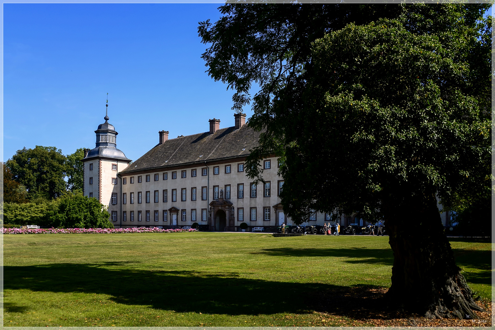 Weltkulturerbe Corvey Foto & Bild | schloss, natur, landschaft Bilder ...