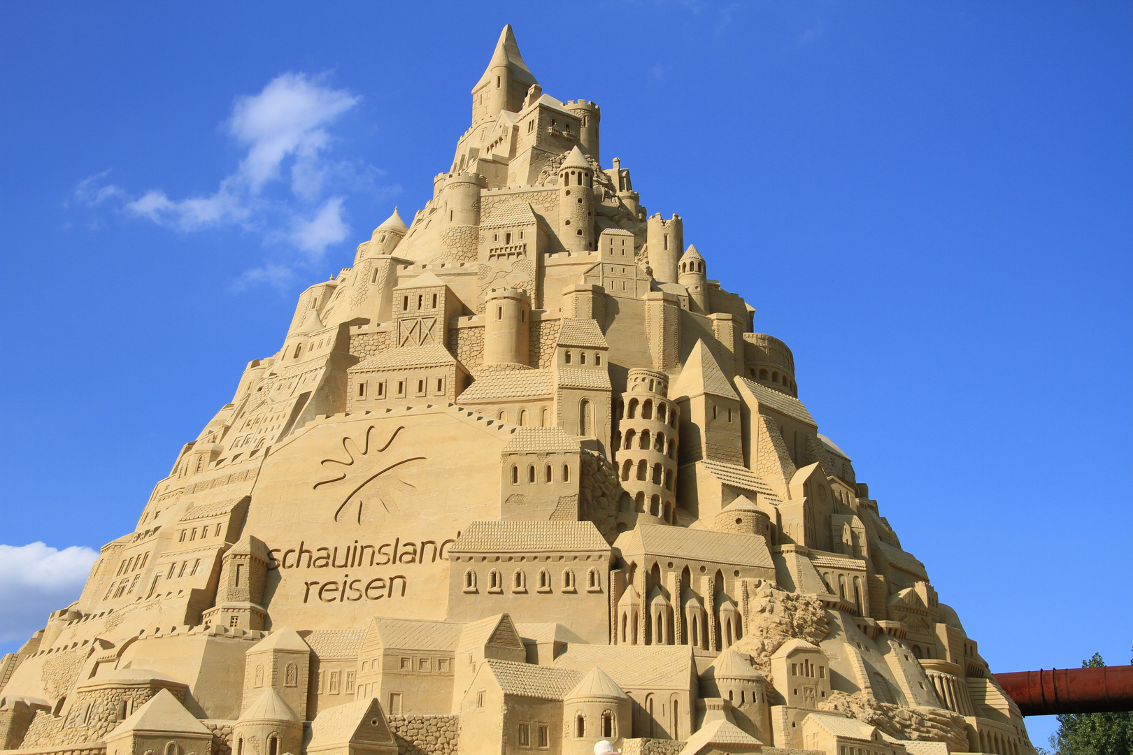 Weltrekordversuch ... Die grösste Sandburg Foto & Bild | fotos, world ...