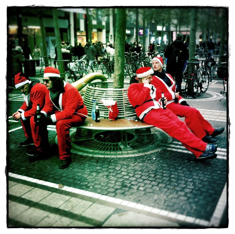 Wenn alles getan ist .... Foto & Bild | streetfotografie mit menschen, techniken, kamera ...