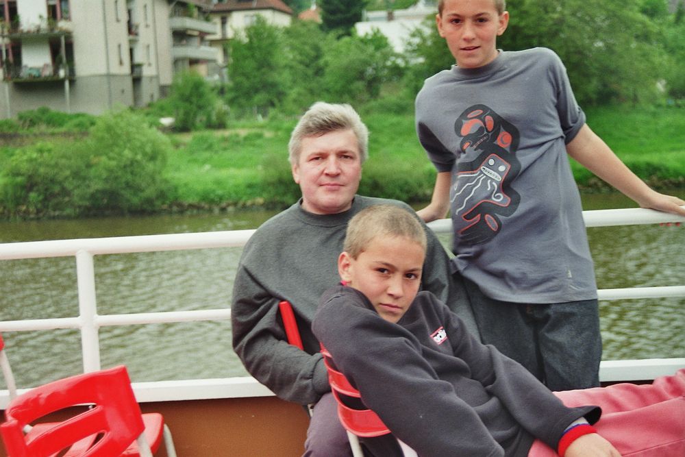 Wenn ein fünffacher Onkel.... Foto & Bild | jugendliche, outdoor ...