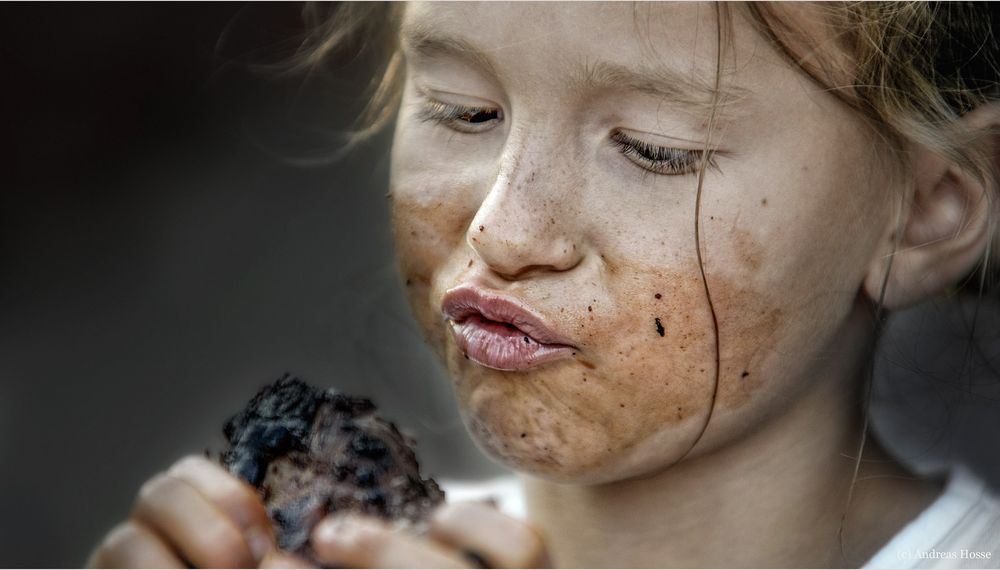 Wenn "EMMA" isst Foto & Bild | portrait, menschen, kinder Bilder auf fotocommunity