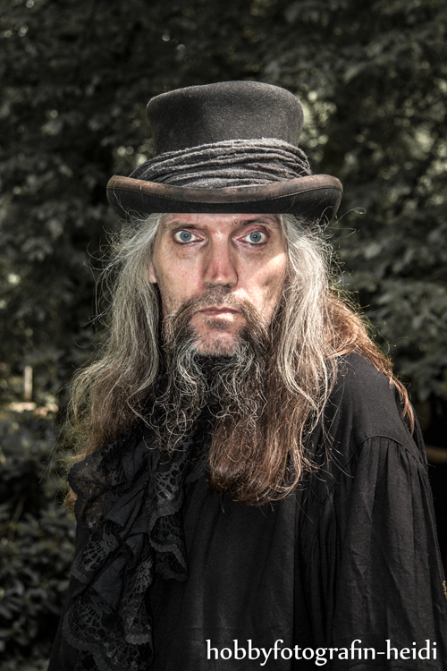 Wer schaut hier böse? Foto & Bild | erwachsene menschen, mann, bart ...