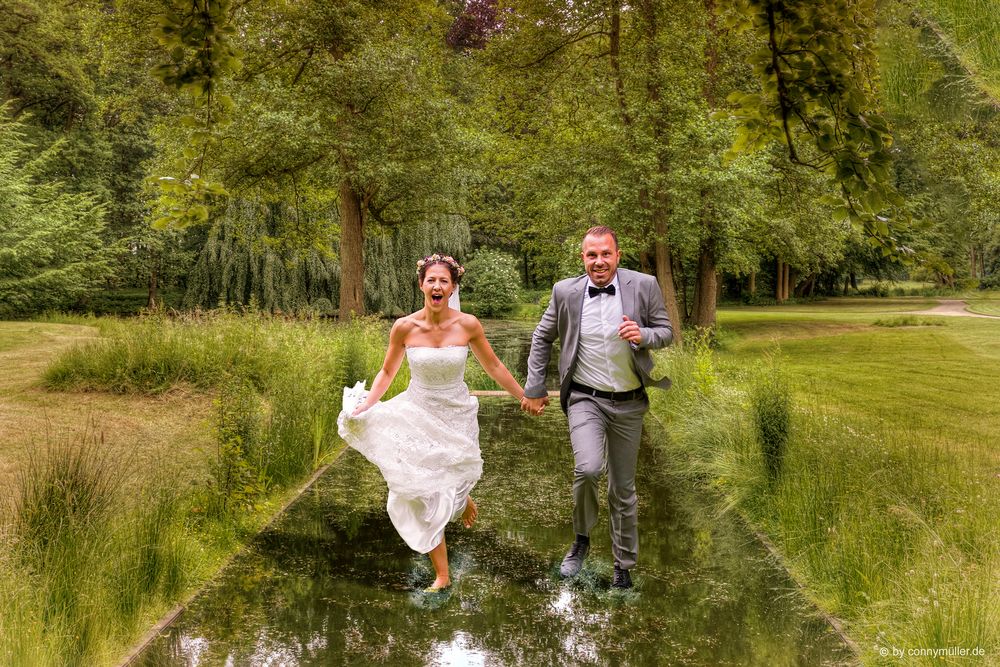 Wet Wedding Foto & Bild | erwachsene, paare, hochzeit Bilder auf ...