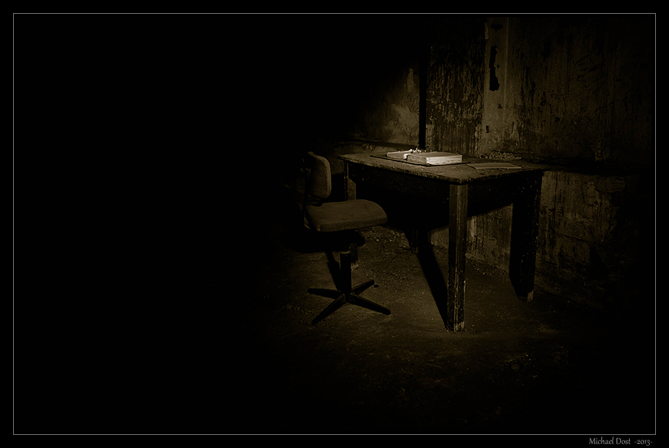 what is hidden in the shadows Foto & Bild | fotokunst, monochrome fine ...