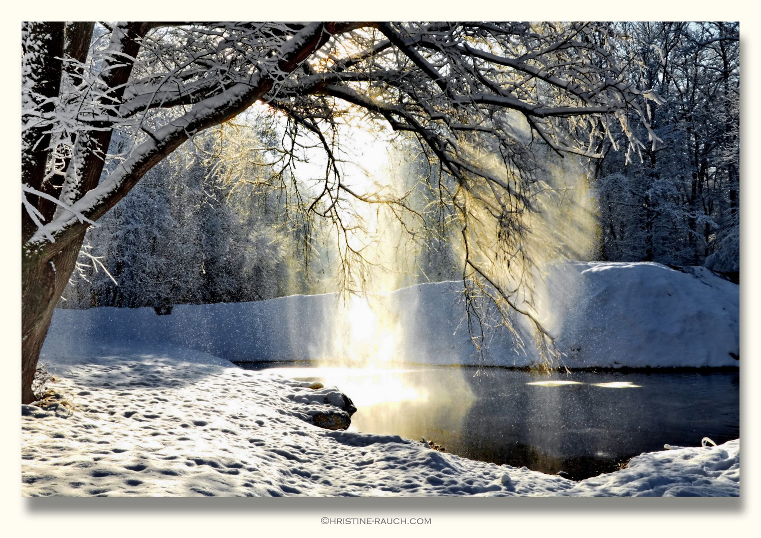 when the sun comes out, snow is falling... Foto & Bild | landscape ...