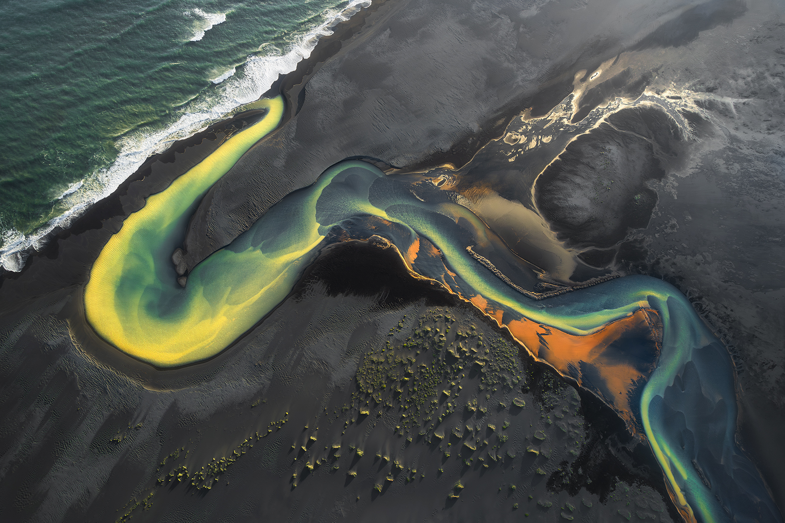 where the river meets the ocean ] Foto & Bild | nature, world ...