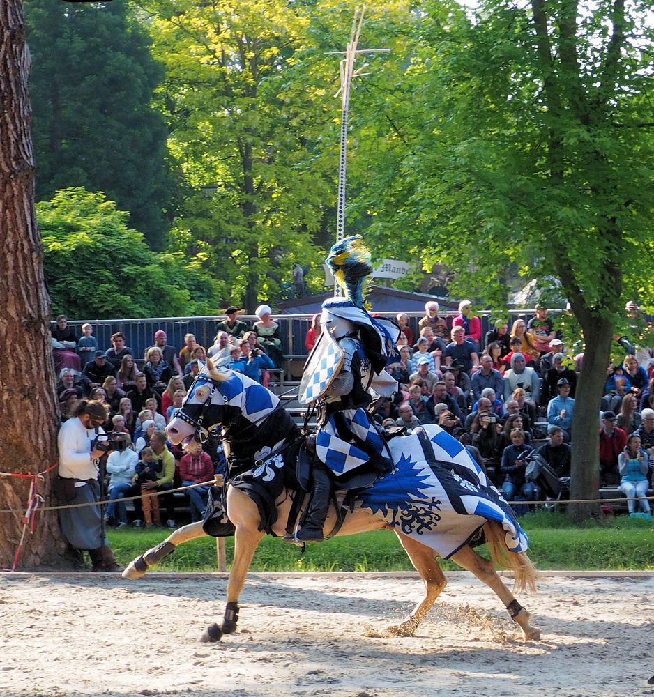 Wie dazumal die Rittersleut.... Foto & Bild | damals, ritter ...