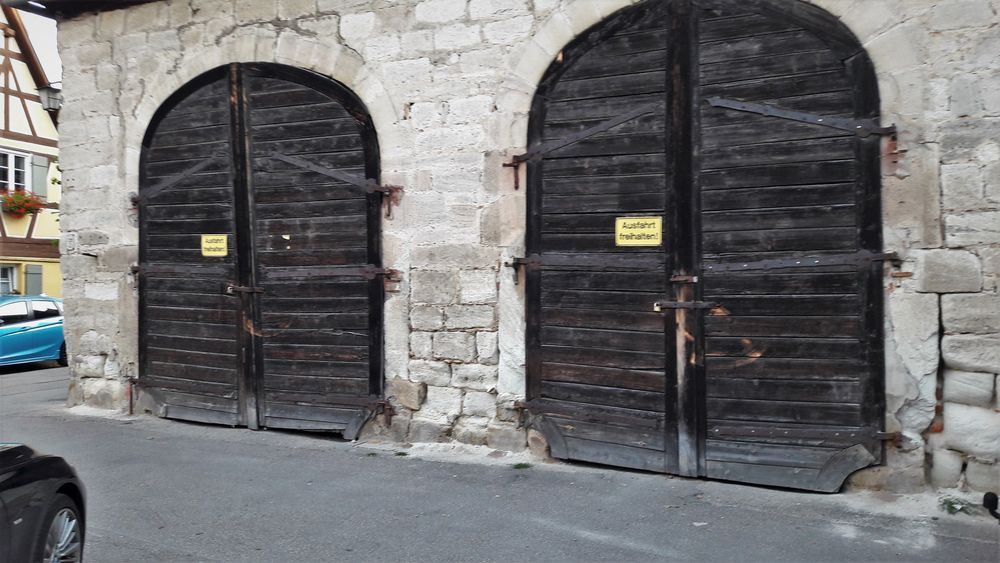 Wie dazumal : Dinkelsbühl historische Korbbogen-Tore Foto & Bild ...