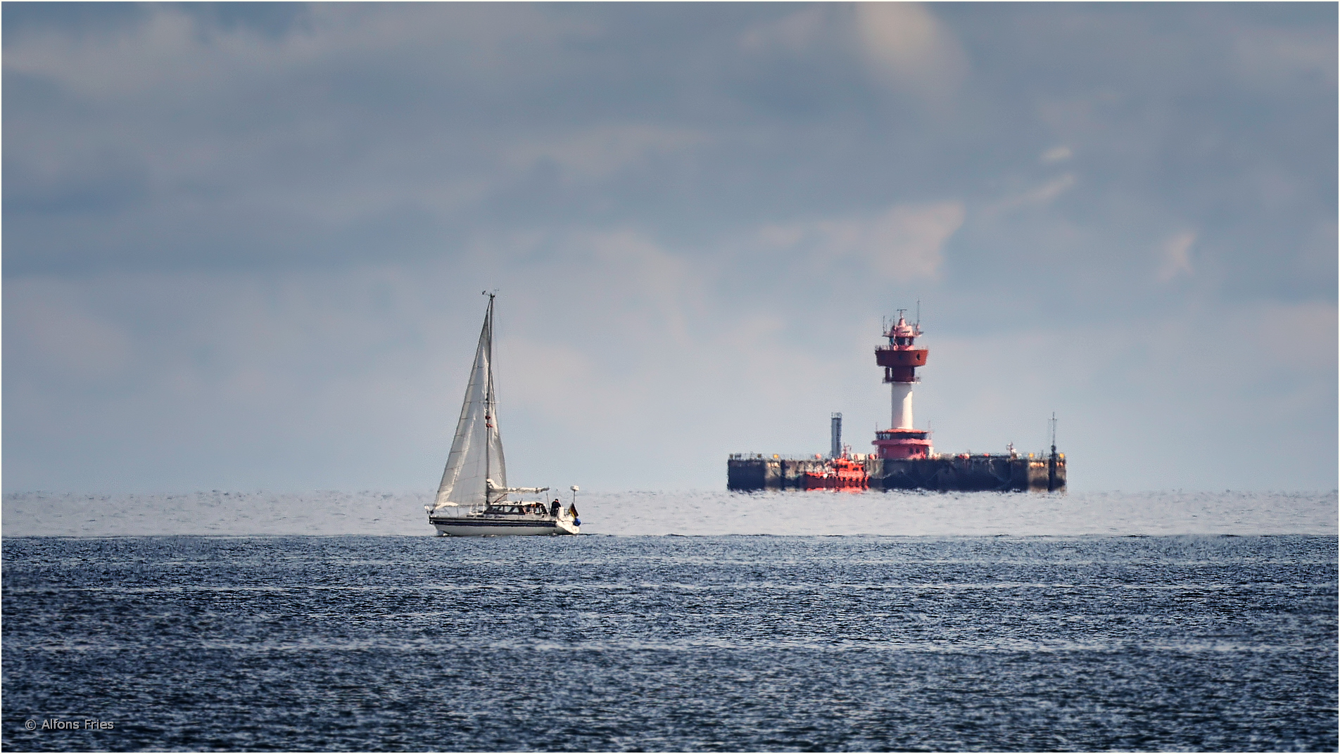 Wie eine Fata Morgana, ... Foto & Bild | rot, sommer, outdoor Bilder auf fotocommunity