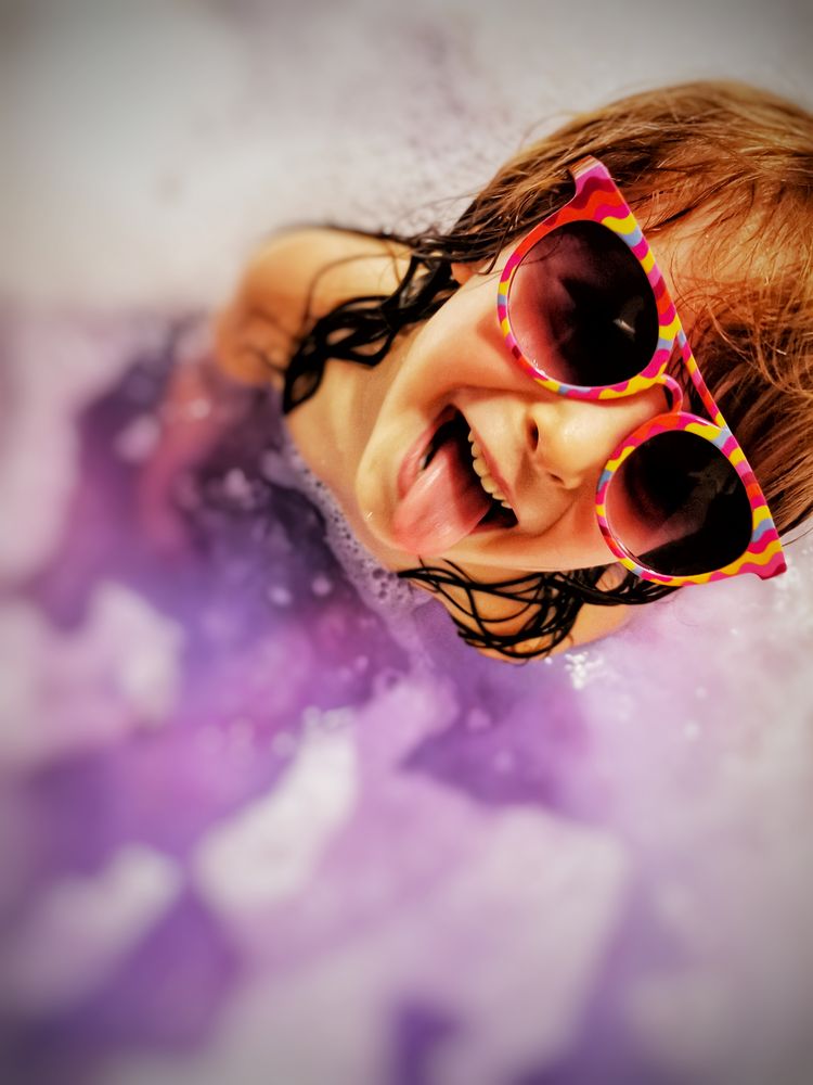 Wie Wanne ist voll ... uh uh uh... :D Foto & Bild | menschen, portrait, kinder Bilder auf ...