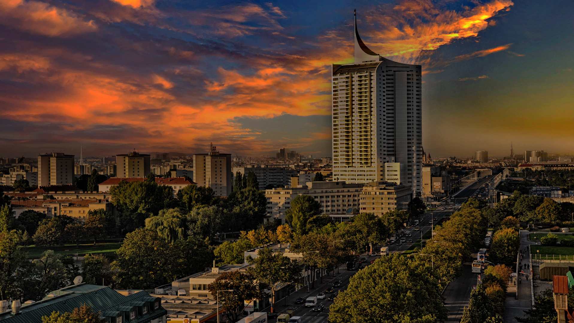 Wien - Hochhaus Neue Donau Foto & Bild | world, spezial, straße Bilder ...