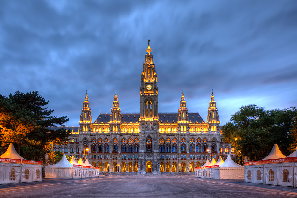 Wiener Rathaus bei Nacht Foto & Bild | hdr, österreich, europa Bilder ...