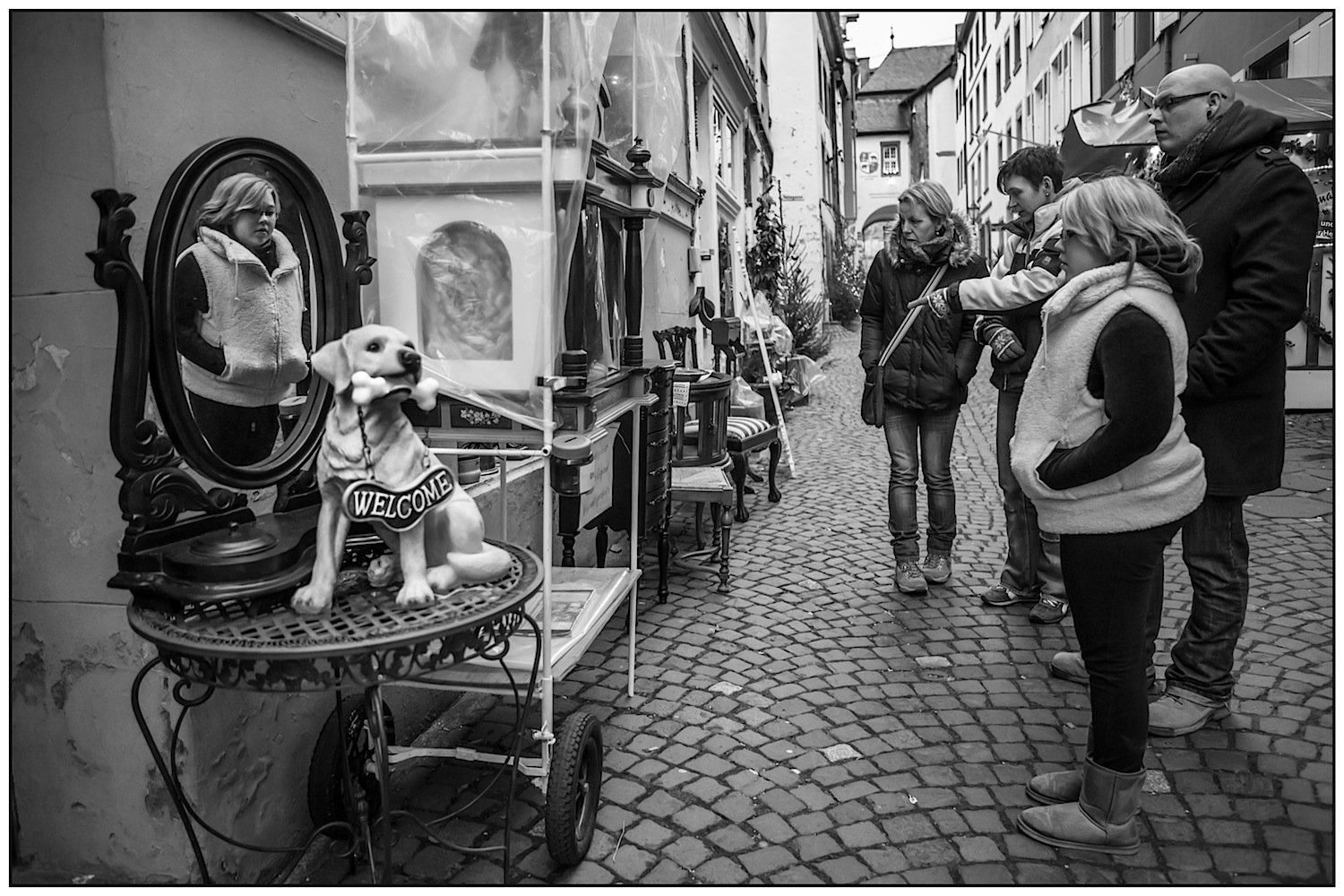 Willkommen Foto & Bild | streetfotografie mit menschen, kommunikation; grafik; szenen;, street ...