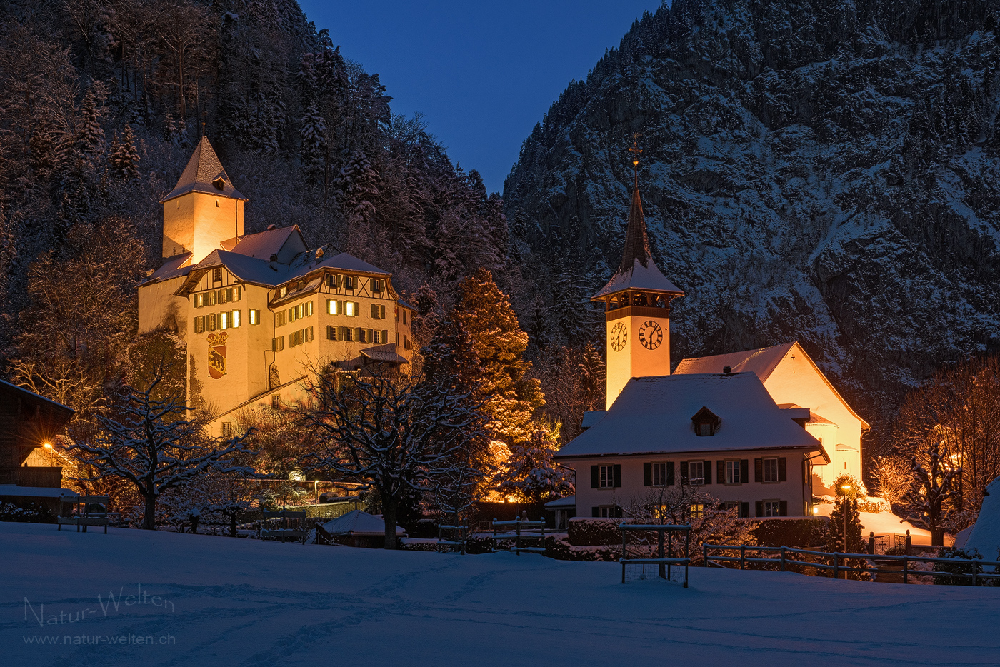 Wimmis im Winter Foto & Bild | winter, schnee, kirche Bilder auf ...
