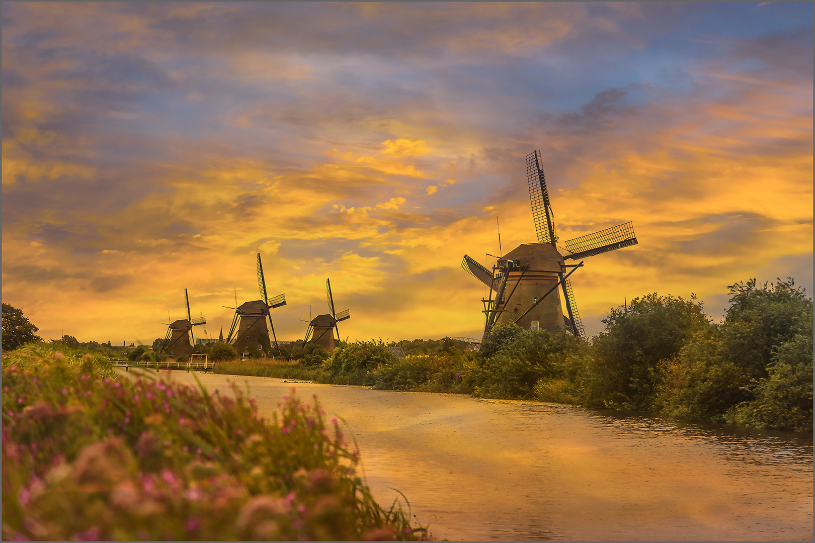 Windmühlen von Kinderdijk Foto & Bild | landschaft, sunset, water ...