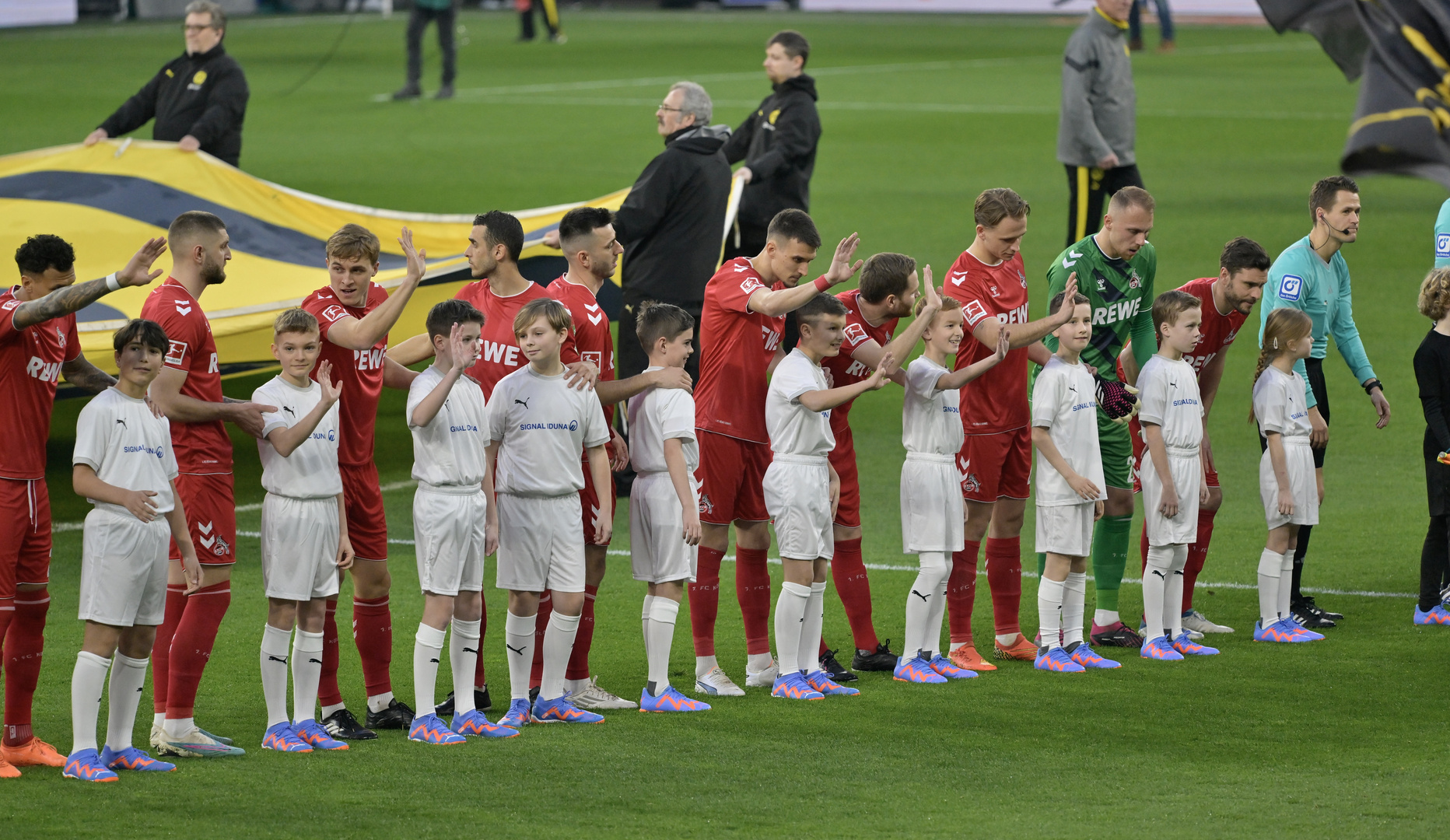 Winke, winke Foto & Bild | sport, ballsport, fußball Bilder auf ...