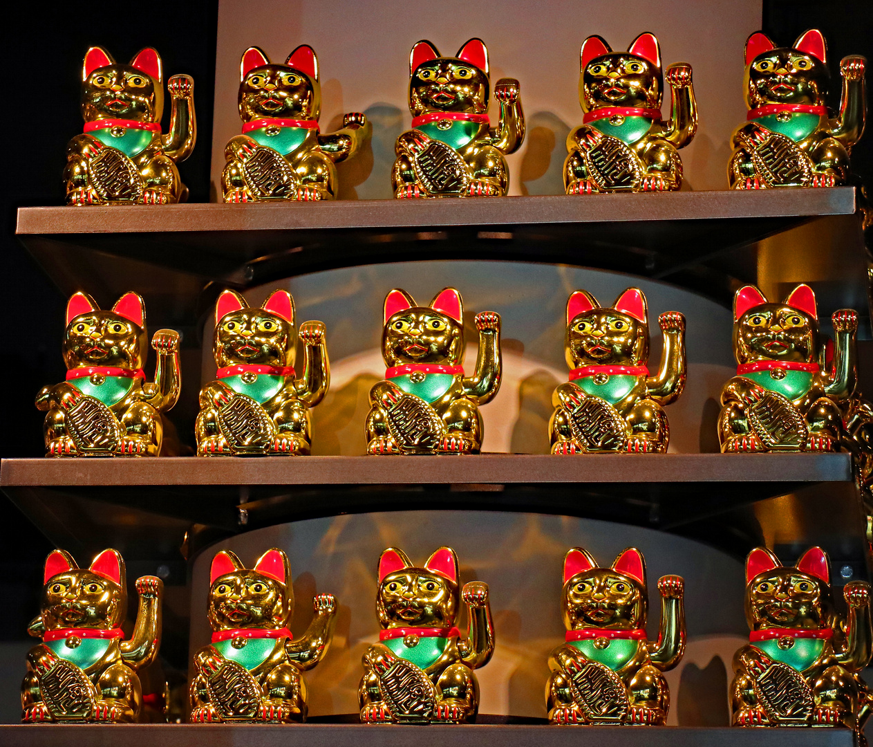 winke winke Foto & Bild | stillleben, auslagen, alles mögliche Bilder ...