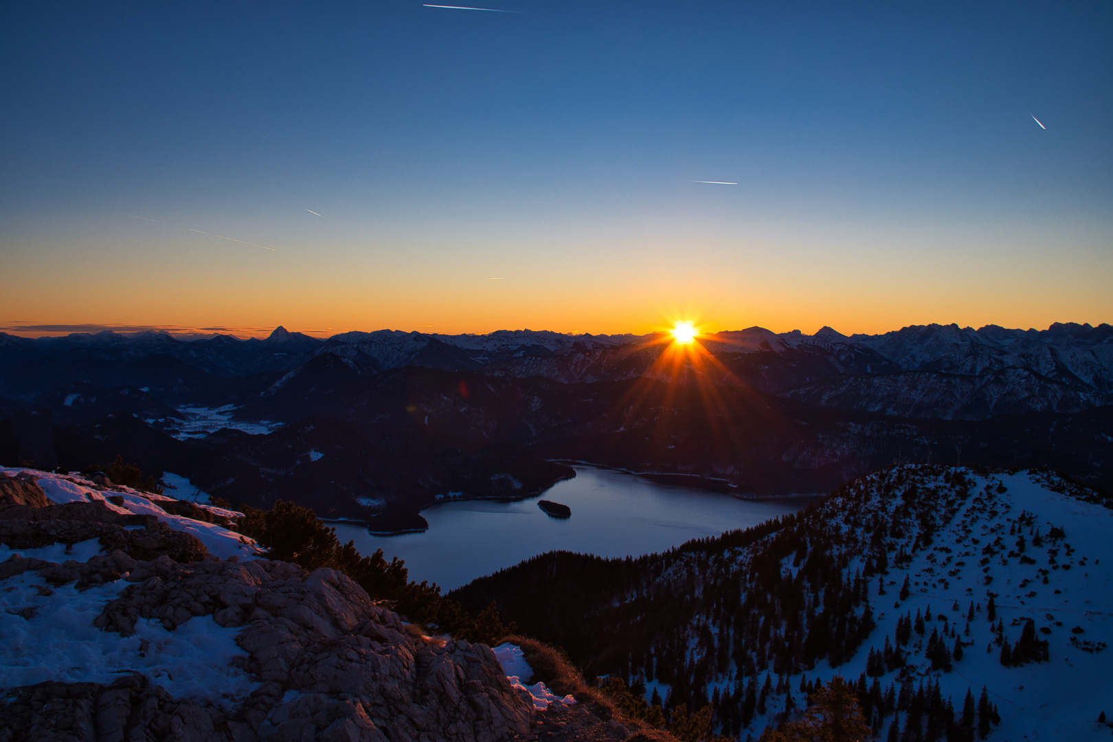 Wintersunrise Walchensee Foto & Bild | sonnenaufgänge, himmel ...