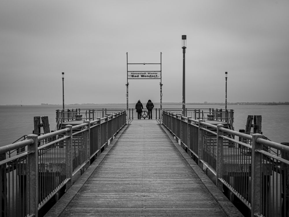 Wismar - Bad Wendorf Foto & Bild | erwachsene menschen, streetfotografie mit menschen, street ...
