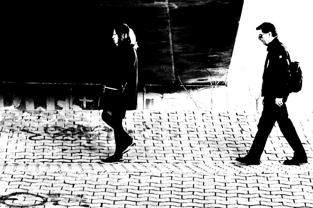 wo laufen sie denn?? Foto & Bild | erwachsene menschen, konzept- fotografie, bearbeitungs ...