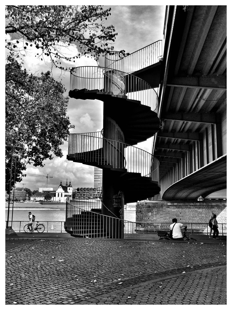 Wohin? Foto & Bild | streetfotografie mit menschen, projekte, monochrom Bilder auf fotocommunity