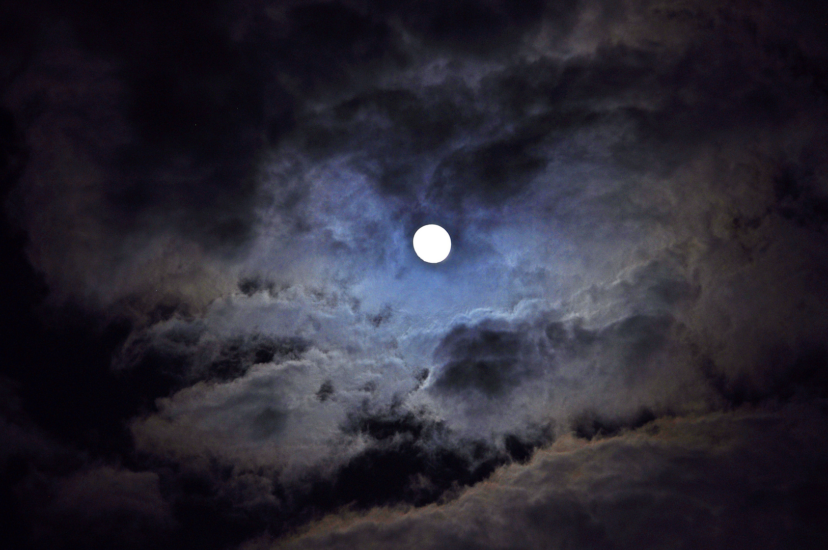 Wolken der Nacht Foto & Bild | himmel, wolken, himmel & universum ... Wolken der Nacht Foto & Bild | himmel, wolken, himmel & universum ...