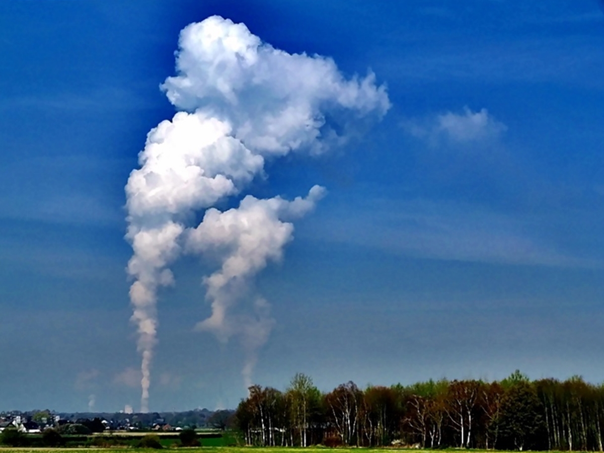 Wunderbar blauer Himmel . . . Foto & Bild | projekte, 1 - montag - blue monday, thementage ...