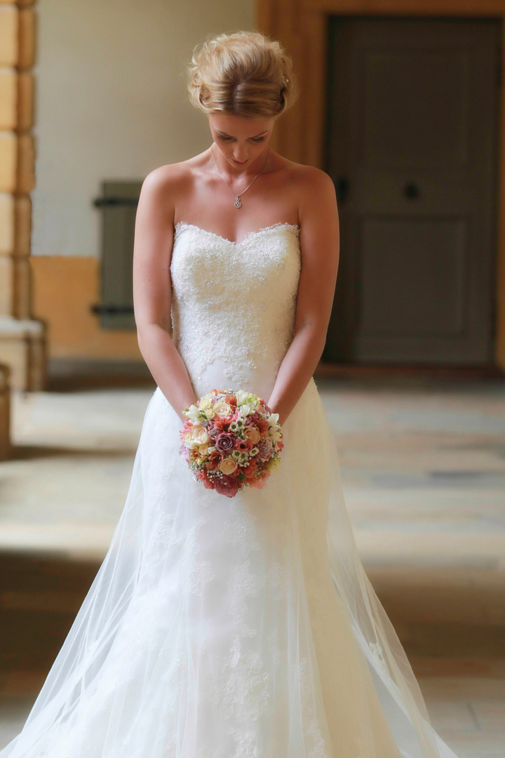 Wunderschöne Braut Foto & Bild | hochzeit, outdoor, portrait Bilder auf fotocommunity