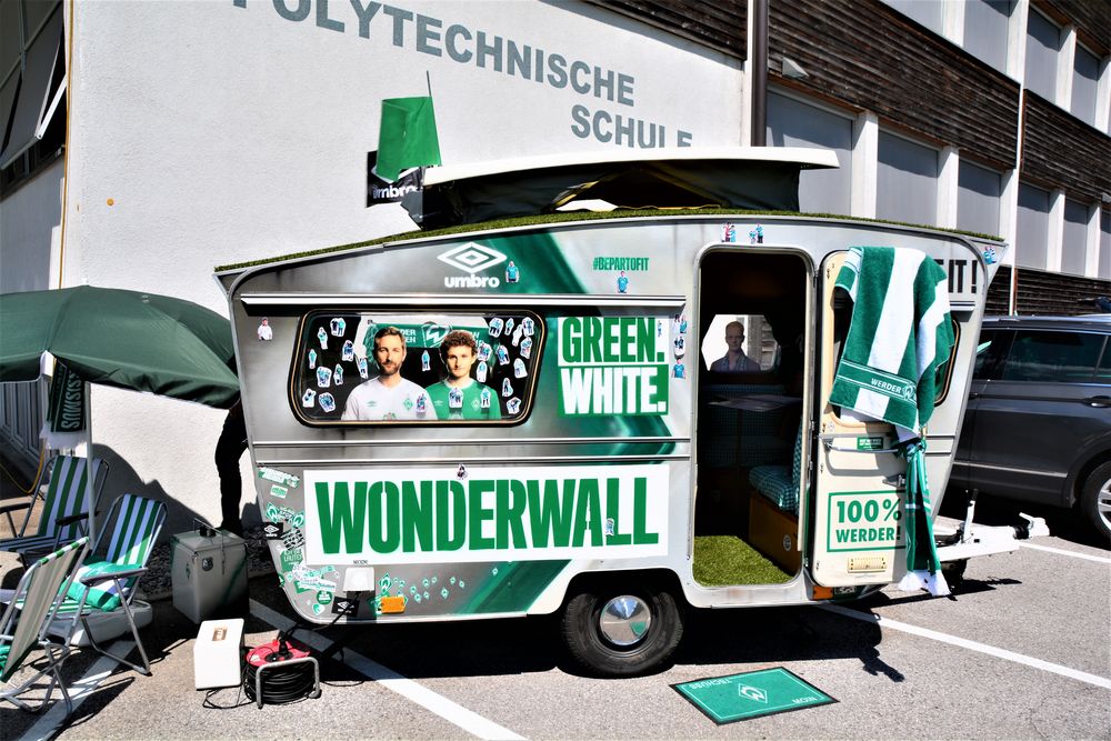 Wunderwall SV Werder Bremen Fan Anhänger Foto & Bild | europe ...