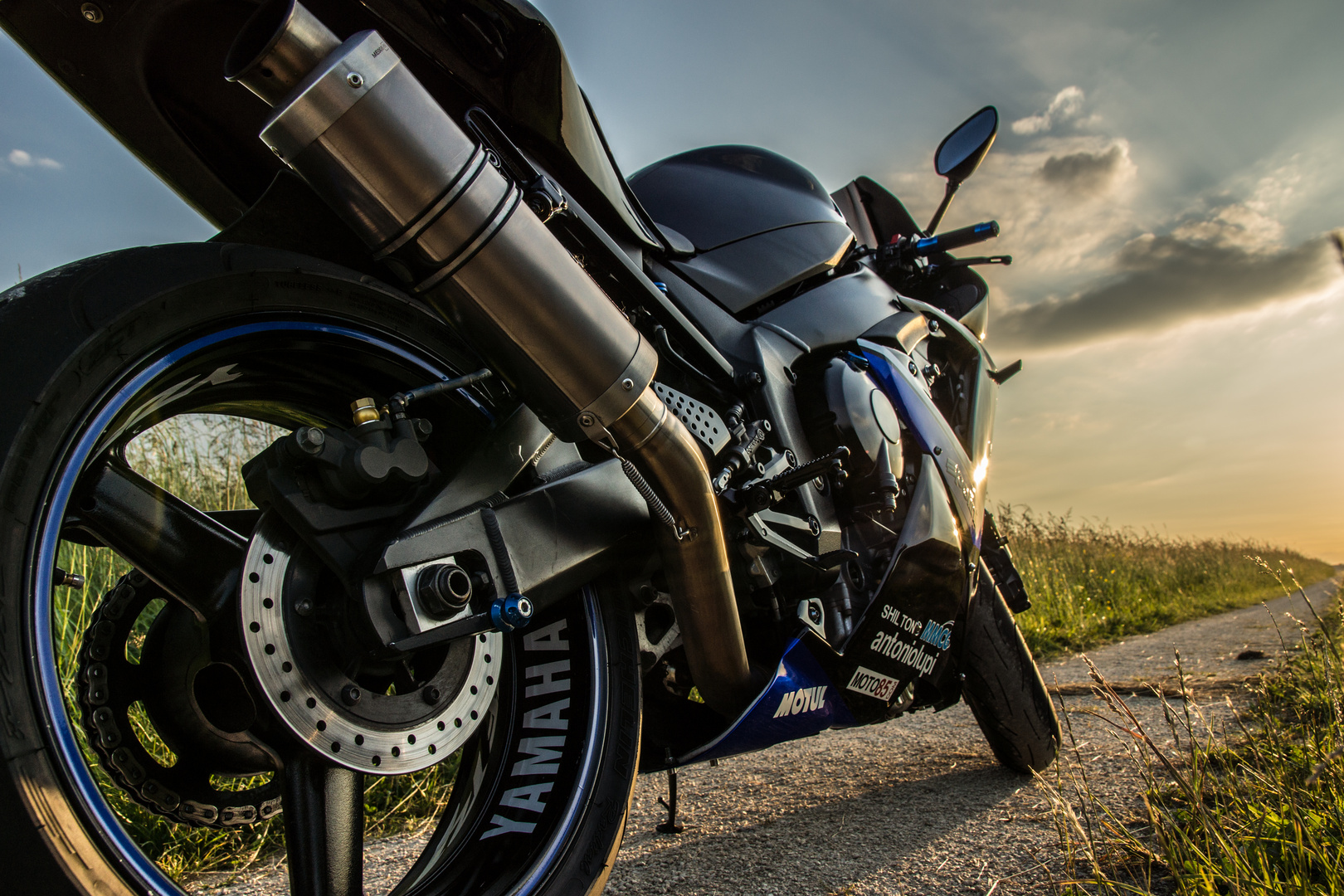 Yamaha YZF-R1 (RN09) Foto & Bild | autos & zweiräder, motorräder ...