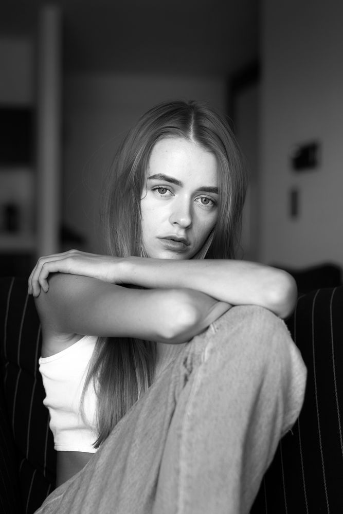 Yana Foto & Bild | portrait, portrait frauen, indoor Bilder auf fotocommunity