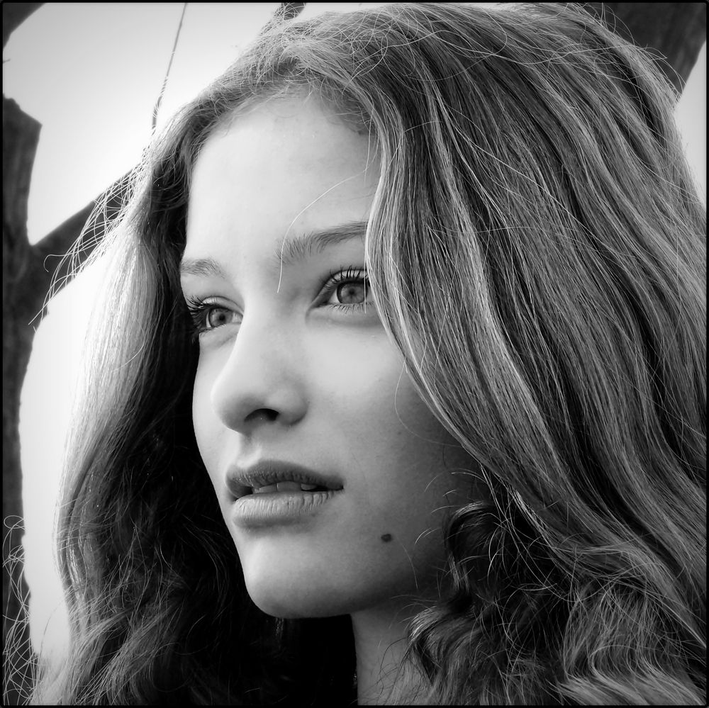 Yara 2 Foto & Bild | jugendliche, outdoor, sw Bilder auf fotocommunity